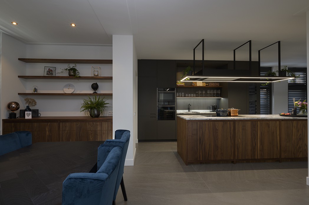 Gefineerd MDF Noten Amerikaans Mixmatch A/B+ | BLOK Plaatmateriaal